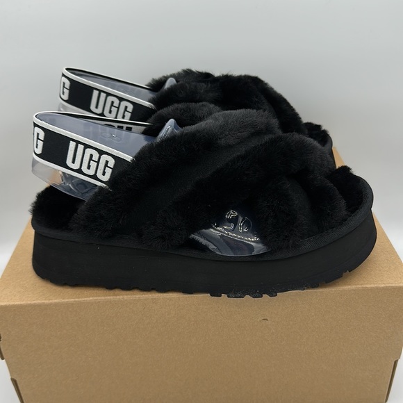 UGG | Shoes | Ugg Disco Cross Genuine Shearling Slide Sandals Slippers ...